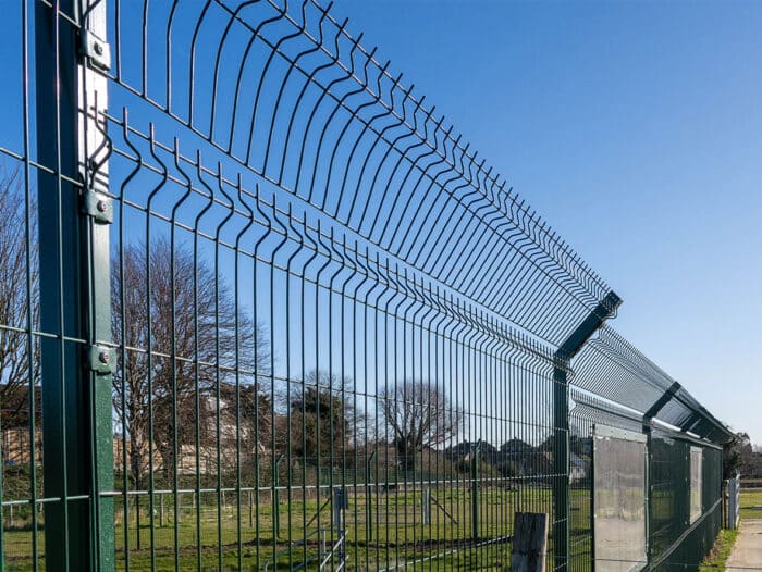 Single-Wire V-Mesh Security Fencing Systems : Alexandra Security Limited